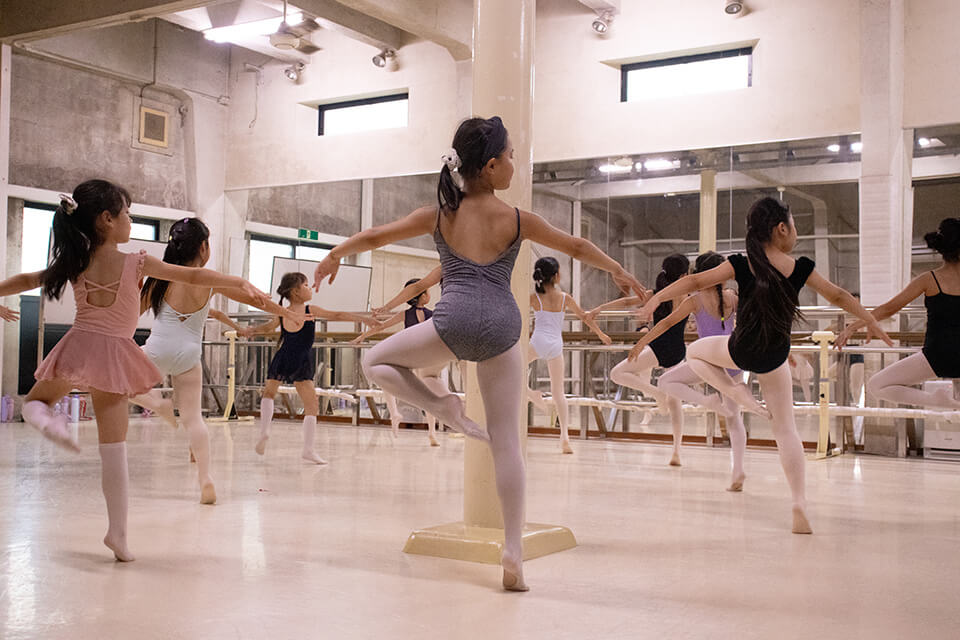 レッスン・料金について | 二子玉川 バレエスタジオ | フェアリーバレエスタジオ
