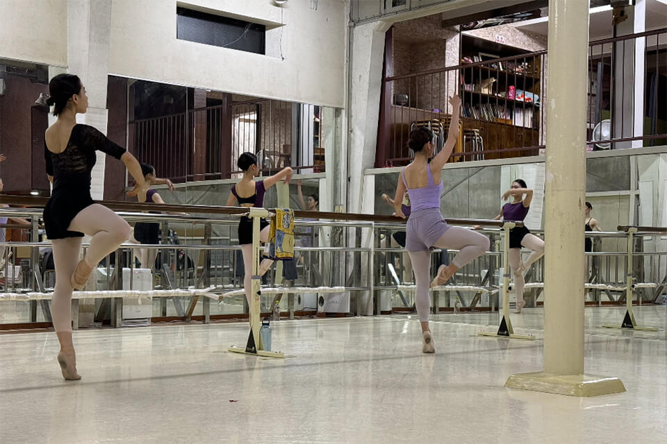 レッスン・料金について | 二子玉川 バレエスタジオ | フェアリーバレエスタジオ